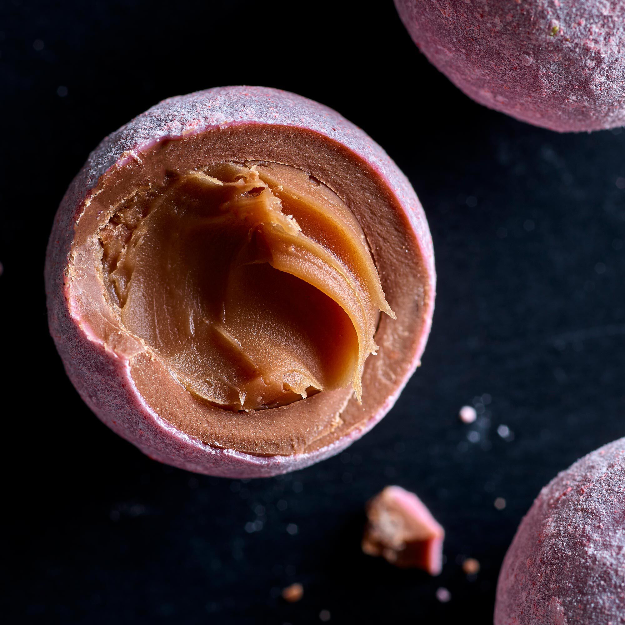 Pink Champagne Truffles Tin | Hotel Chocolat